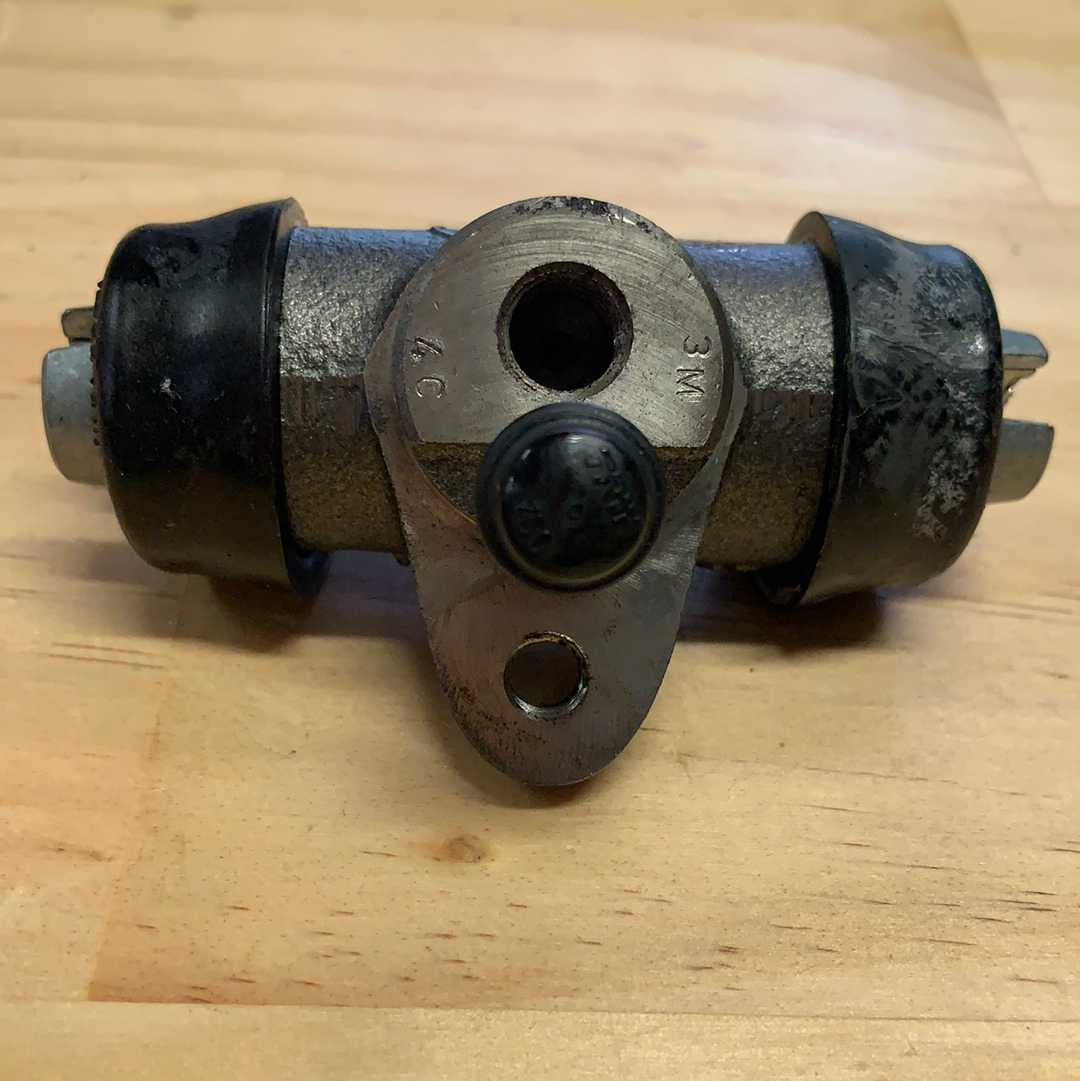 FRONT Wheel Cylinder, Beetle 1969-79 – Buzzbug VW Parts