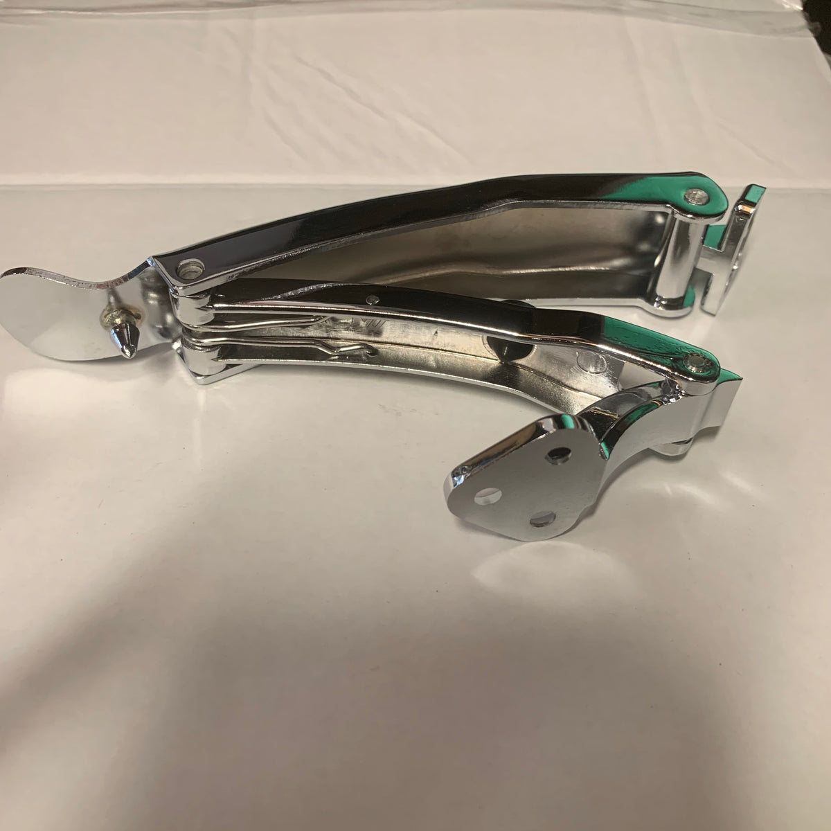 Side Pop-Out Window Latch, Splitscreen 1955-67 – Buzzbug VW Parts