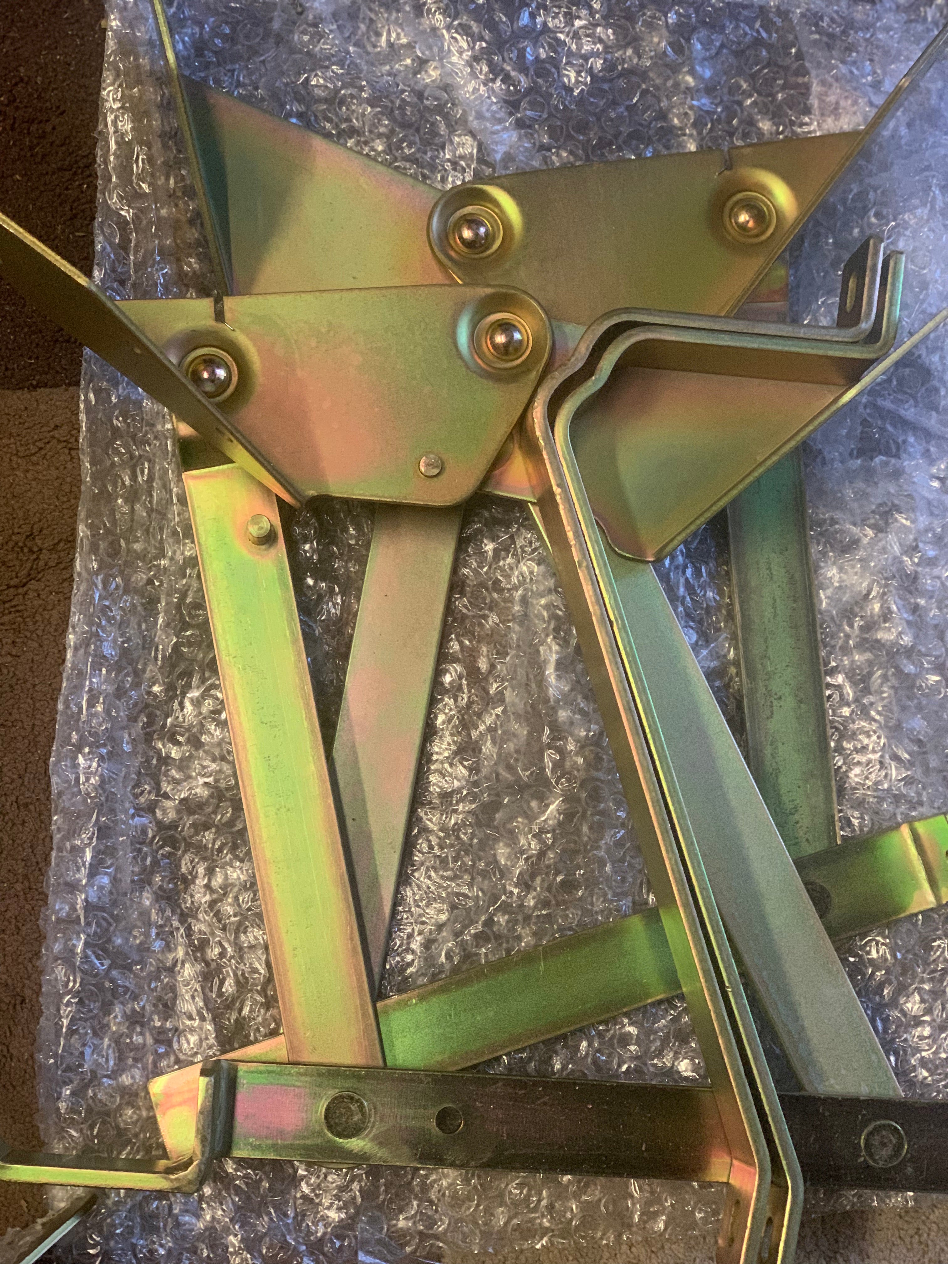 Rock n roll Bed Bed hinges – Buzzbug VW Parts