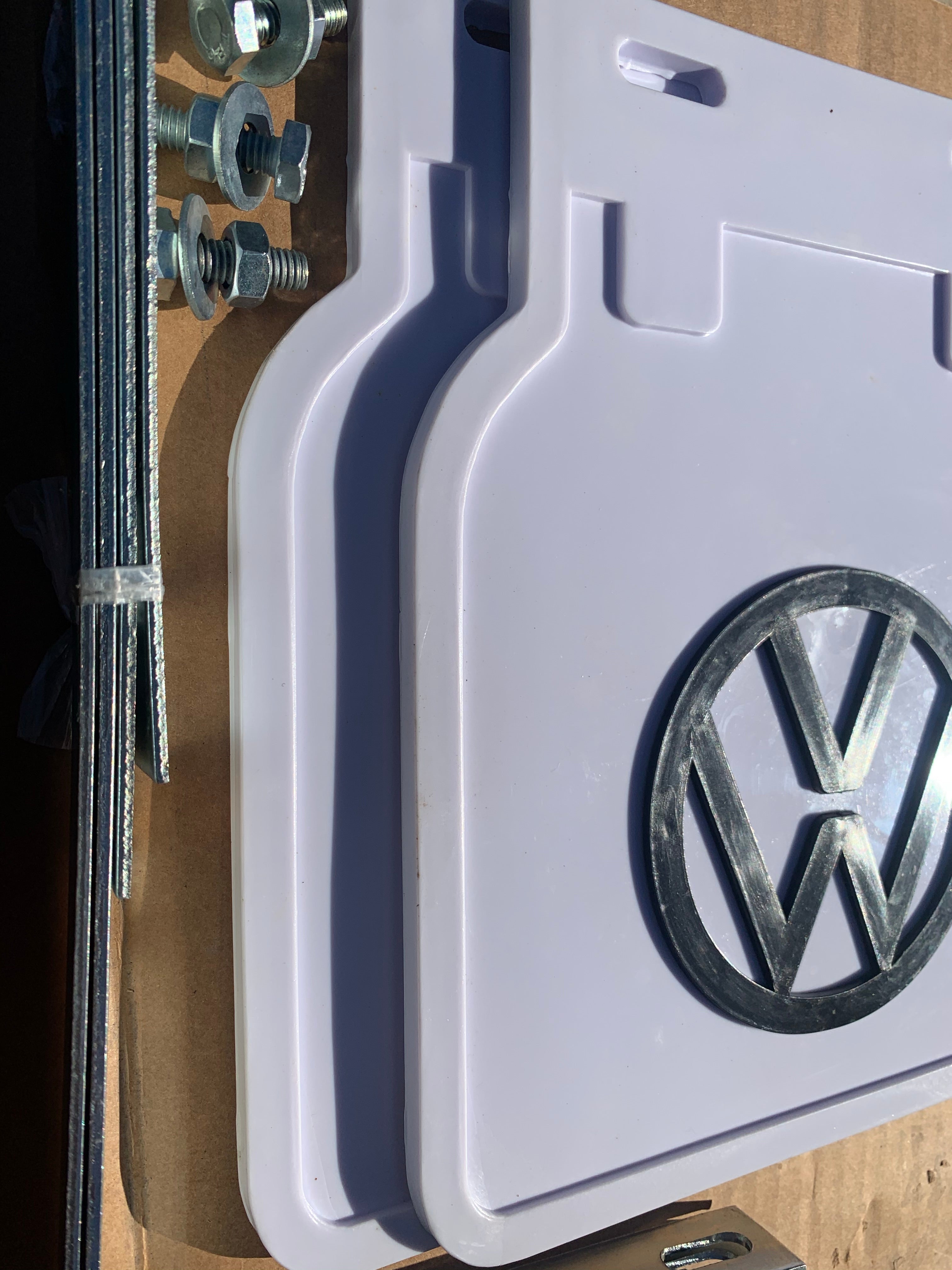 Mudflaps WHITE, Beetle – Buzzbug VW Parts