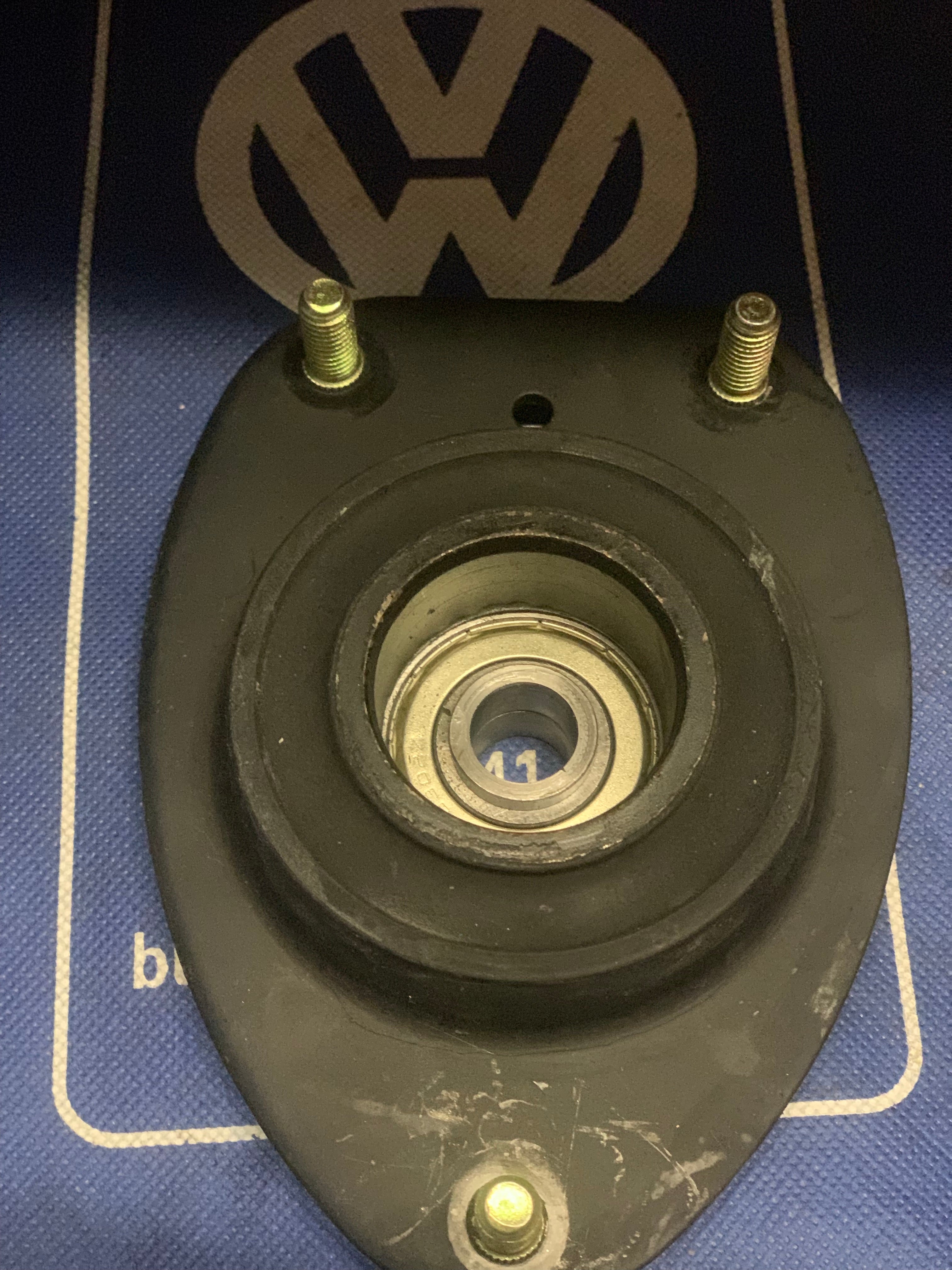 Top Mount for Front Strut, 1302 & 1303 – Buzzbug VW Parts