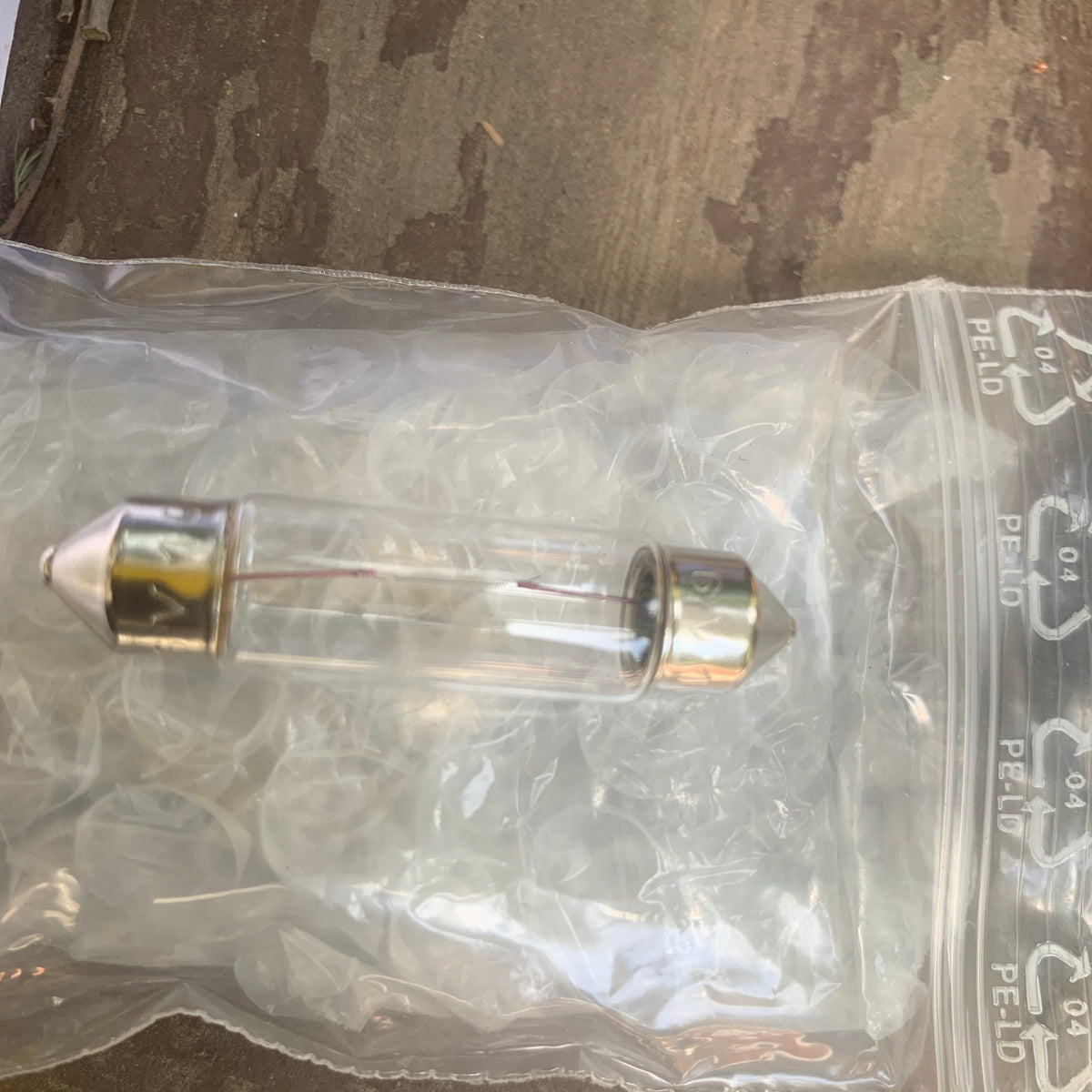Interior Light Bulb 6v 10w 45mm – Buzzbug VW Parts