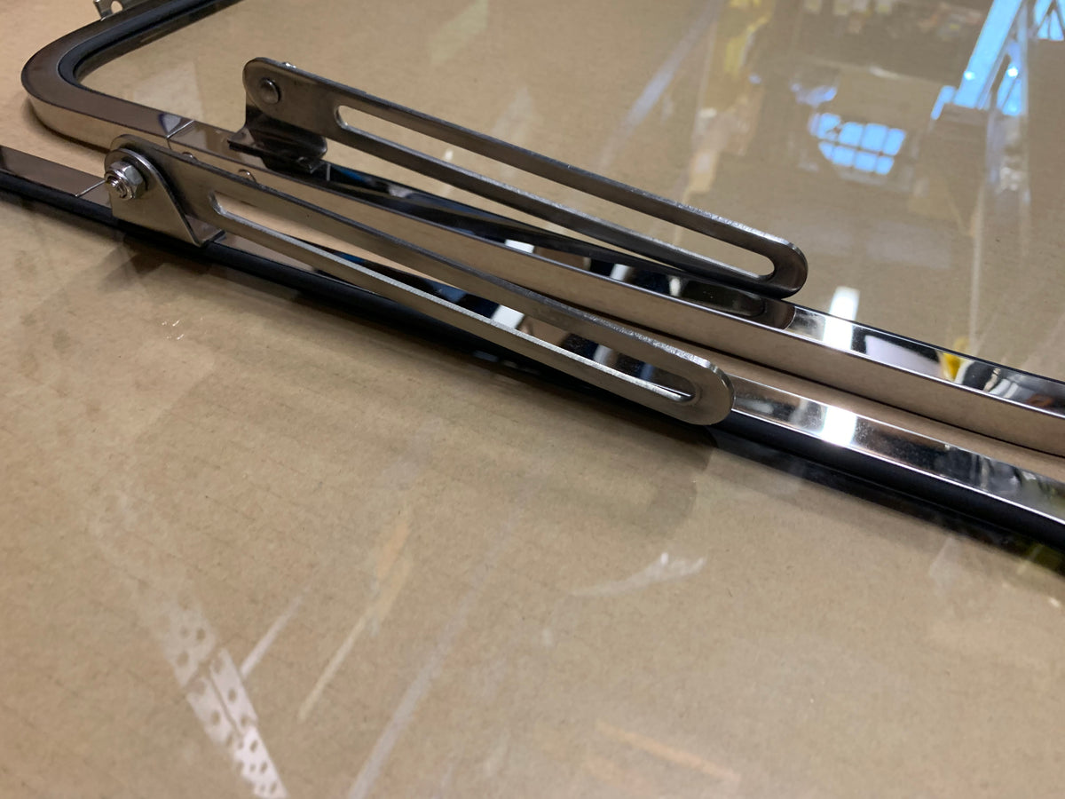 Safari Pop out Window Kit, Split Kombi – Buzzbug VW Parts